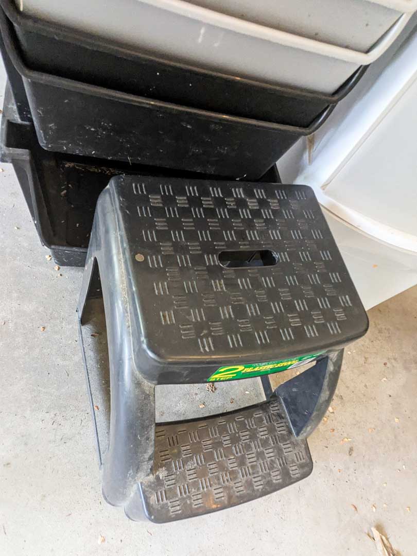 141. 5-Drawer Storage, Step Stool + Bins – Changing Spaces SRS